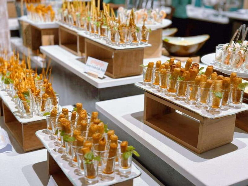 Siem Reap: Apsara Dance Show and Dinner with Hotel Pickup - The Value for Money