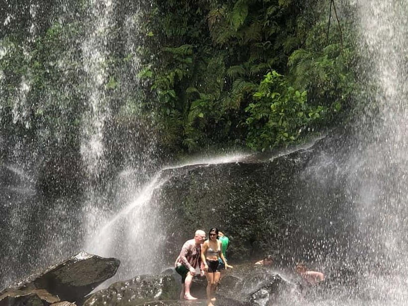 Siem Reap: Kulen, Waterfall 1000 lingas hosting by Local - What the Guide Brings to the Table