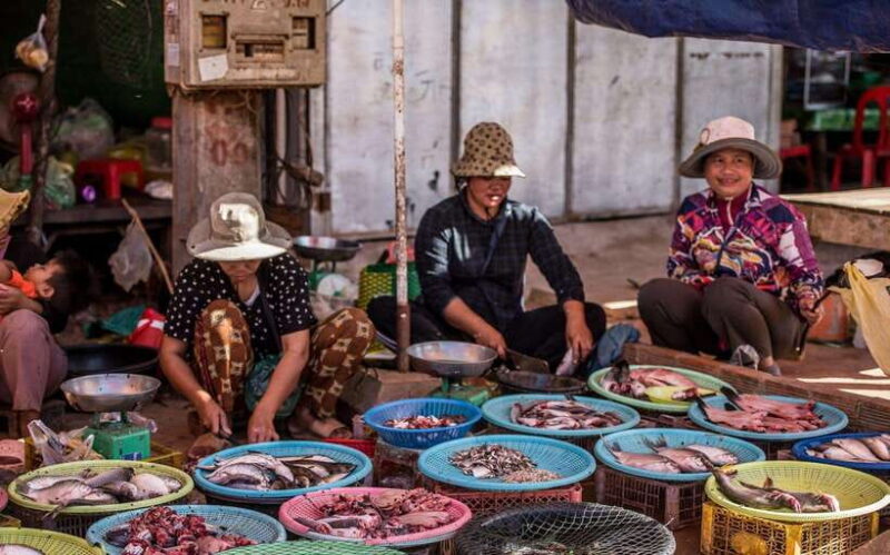 Siem Reap: Night Market Street Food Tour with Dinner - FAQ