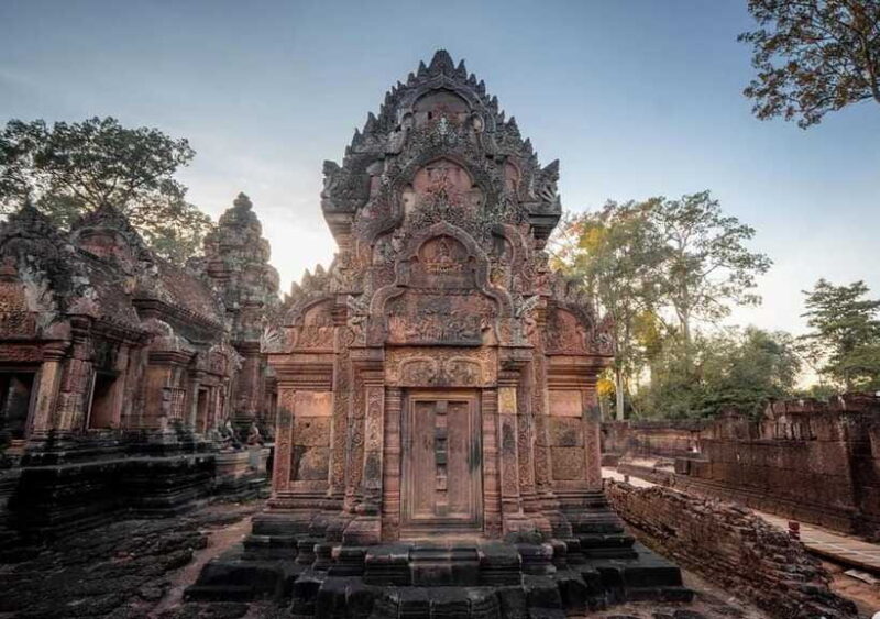 Siem Reap: Outside Circle Private Car Tour Banteay Srei etc. - Final Return to Siem Reap