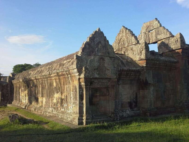 Siem Reap: Preah Vihear Temple Day Trip with Guide - The Preah Vihear Temple: A Closer Look