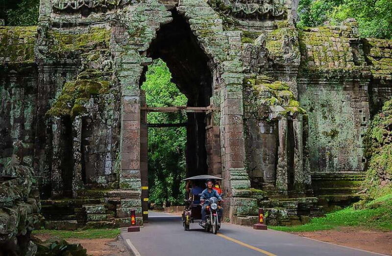 Siem Reap : Private Tuk-Tuk Tour of the Magnificent Temples. - The Sum Up