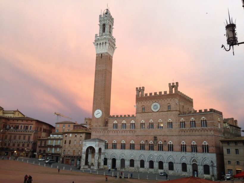 Siena: 3h Private City Walking Tour with Optional Cathedral - A Close Look at the Itinerary