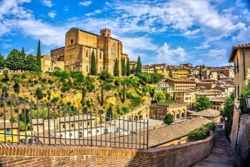 Siena Private Walking Tour - The Starting Point: Gaia Fountain at Piazza del Campo