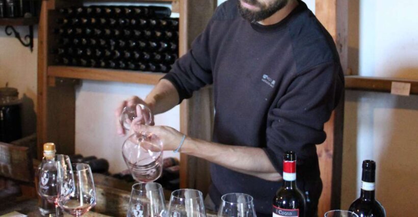 Siena: Tuscan Classics Wine Tasting Class with Aperitivo - Discovering Tuscany’s Wine in Siena