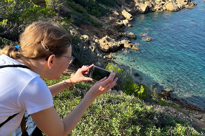 Sierra de Tramuntana hike with transportation and small picnic - Frequently Asked Questions