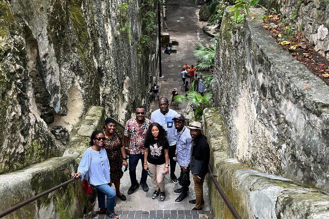 Sightseeing and Historical Adventure through Nassau - Transportation, Group Size, and Overall Value