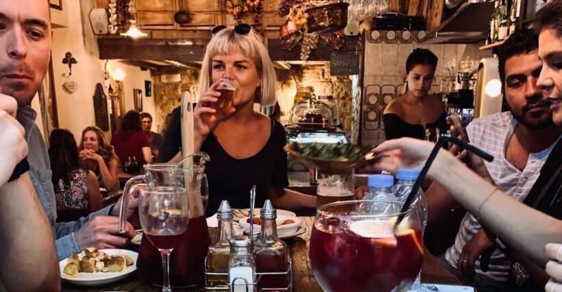 Sightseeing Barcelona by Bike, Photo-shooting & Tapas - An In-Depth Look at the Tour Experience