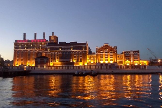 Sightseeing Lisbon Sailing Tour - Small-Group 2-Hour - Highlights of the Tour