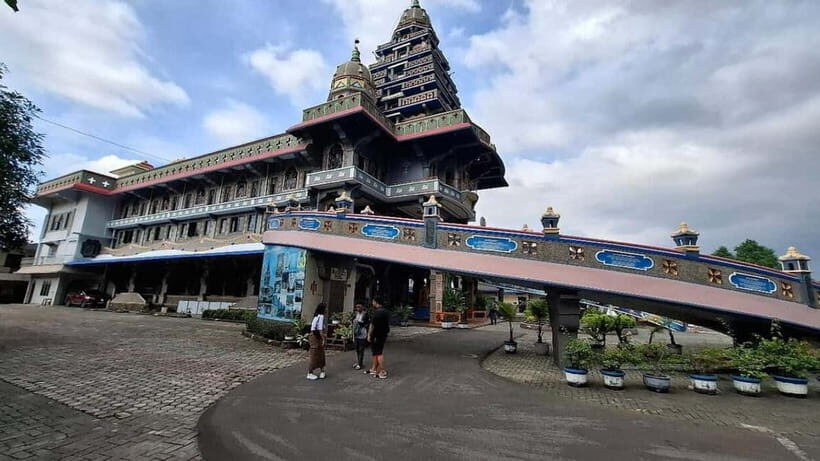 Sightseeing Medan City Tour - Key Points