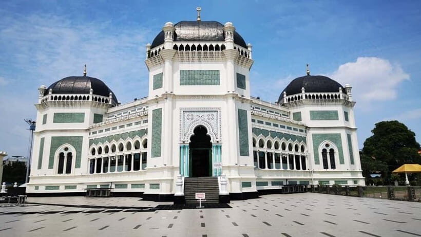 Sightseeing Medan City Tour - FAQ