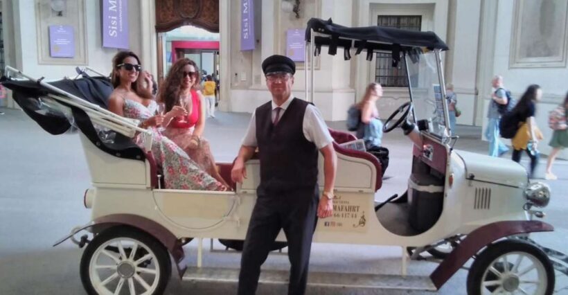 Sightseeing tour in electric vintage car (up to 5 people) - Key Points