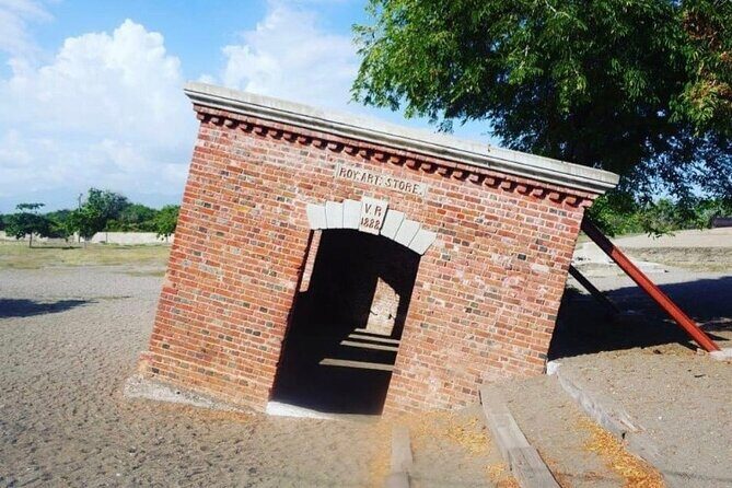 Sightseen tour and Souvenir shopping with private transportation in Montego Bay - The Value Proposition