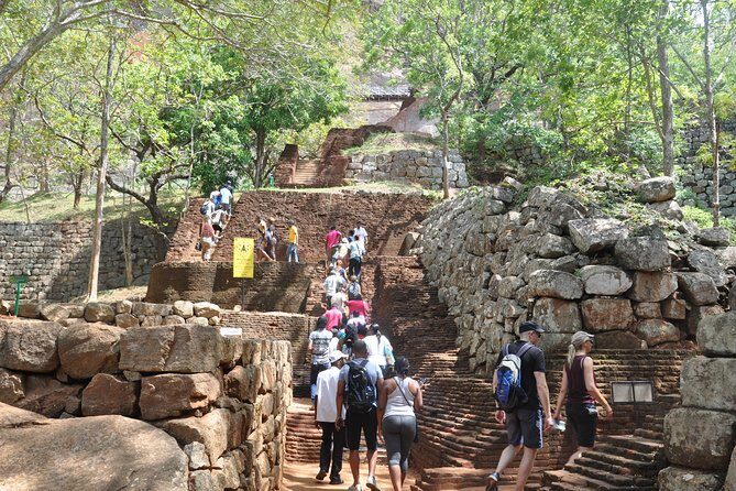 Sigiriya and Dambulla Cave from Kalutara - The Sum Up