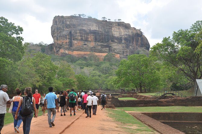 Sigiriya and Dambulla from Mount Lavinia - FAQ