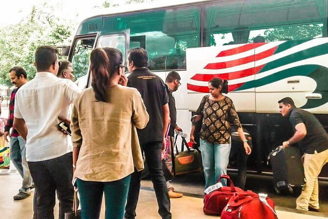 Sigiriya City to Colombo (CMB) Airport Private Transfer - FAQ