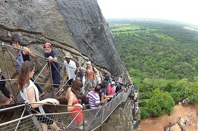 Sigiriya & Hiriwaduna Village Tour From Sigiriya - The Sigiriya Experience: Sunrise and Ancient Splendor