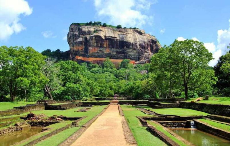 Sigiriya Lion Rock & Minneriya National Park Elephant Safari - FAQ