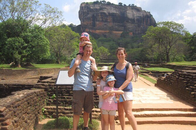 Sigiriya Rock and Village Tour from Colombo - Transportation and Group Size