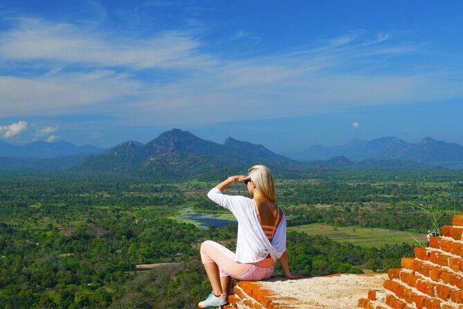Sigiriya Rock & Cave Temple with Jeep Safari Private Day Trip - Why This Tour Works Well