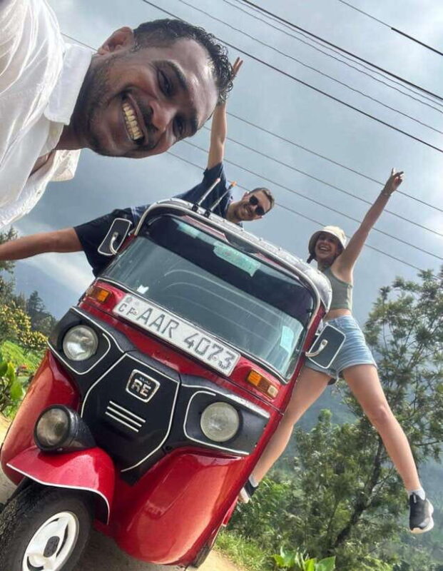 Sigiriya: Spice Garden, Sigiriya Rock, and Dambulla Tour - Key Points