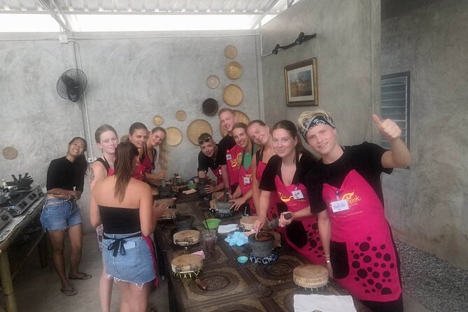 Signature Thai Cooking Course - Logistics and Practical Considerations