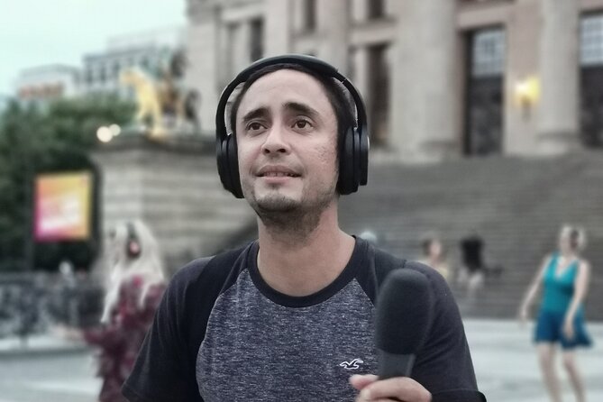 Silent Disco Through Downtown Berlin With Flash Mobs - Experience Highlights