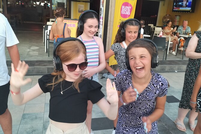 Silent Disco Walking Tour Fanabe Mister Sister Show Bar - Why This Tour Offers Good Value