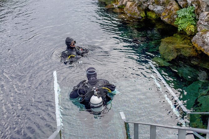 Silfra: Diving Between Tectonic Plates and Pick Up from Reykjavik - FAQ