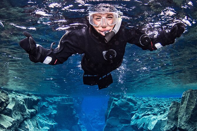 Silfra: Snorkeling Between Tectonic Plates - meet on location - Key Points
