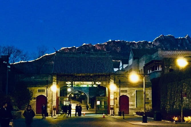 SiMaTai GreatWall GuBeiWaterTown Night Trip English Driver-TR APP - Transportation: Comfort and Convenience