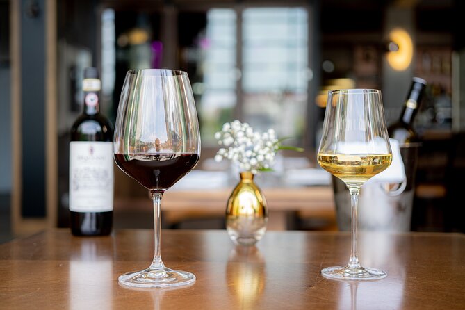 Sinatra Tribute Show and Dinner Experience in Manes - Essential Details for Your Visit