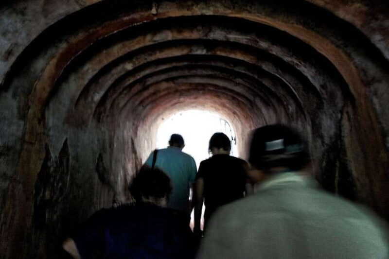 Singapore 2.5-Hour Walking Tour: Graves, Guns & Battles - Who Should Consider This Tour?