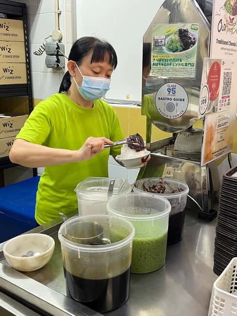 Singapore: Architecture and Food Tour with Tastings - Key Points