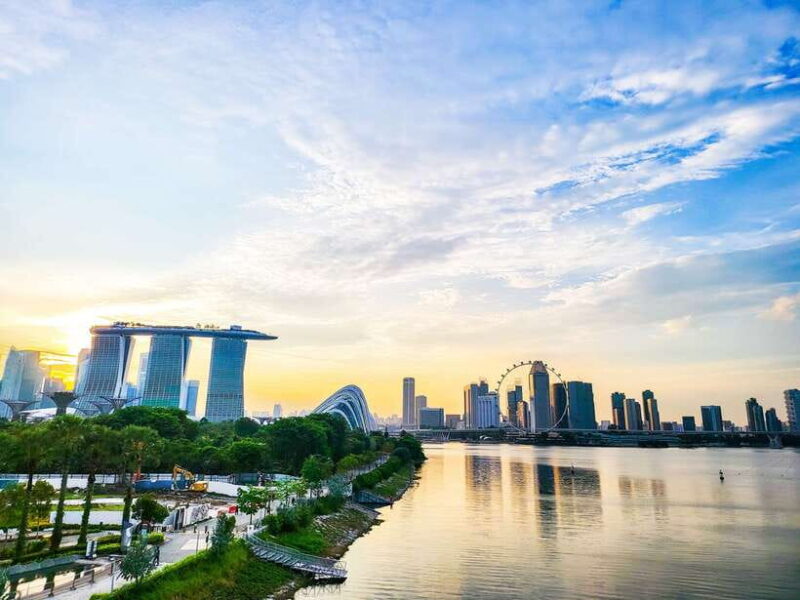 Singapore: Big Bus Night Tour by Open-Top Bus & Live Guide - Key Points