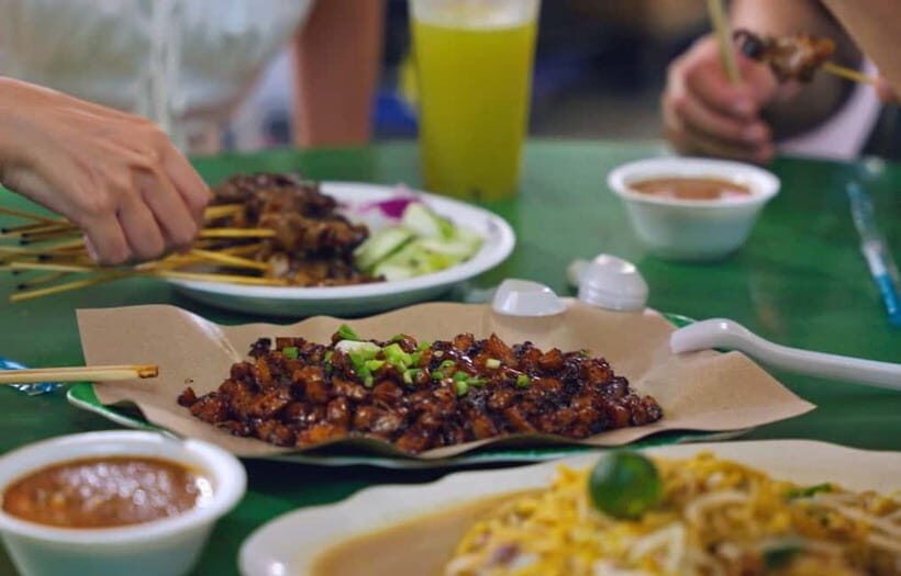 Singapore: Chinatown Food Tour with 6 Tastings - Key Points