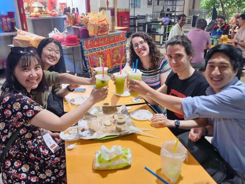 Singapore: Chinatown Hawker Guided 8-Dish Tasting Tour - Who Will Love This Tour?