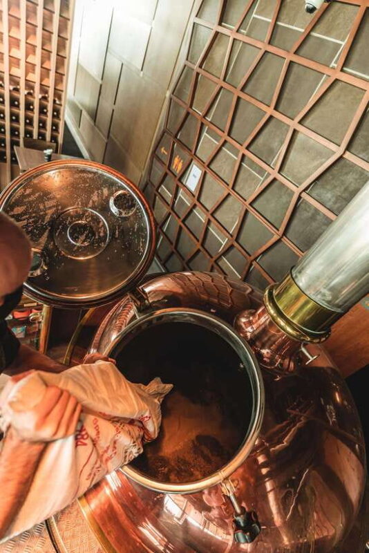 Singapore: LeVeL33 Rooftop Brewery Tour & Craft Beer Tasting - Authentic Traveler Feedback