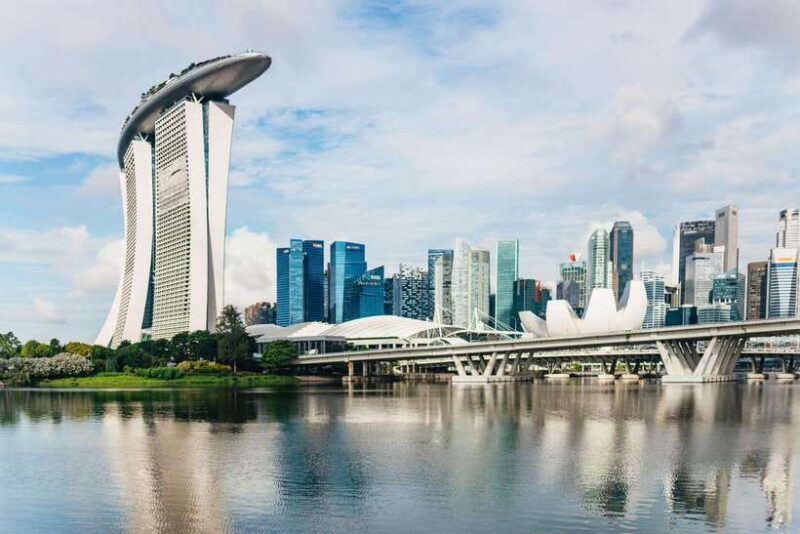 Singapore: Lion City Highlights Bike Tour - Key Points