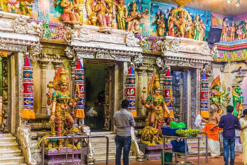 Singapore: Little India, Tekka Centre & Food Tastings Tour - Authenticity and Value