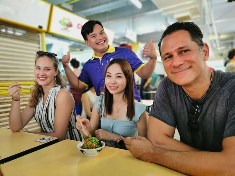 Singapore: Local Hawker Food Tour with Tastings - Key Points