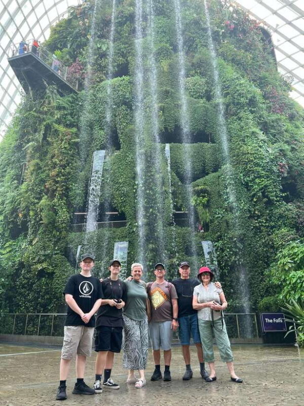 Singapore: Private Car Tour with Local Driver/Guide - Who Should Consider This Tour?