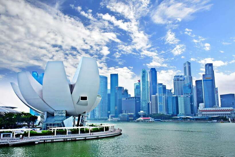 Singapore: Private Walking Tour with a Local - An Introduction to the Experience