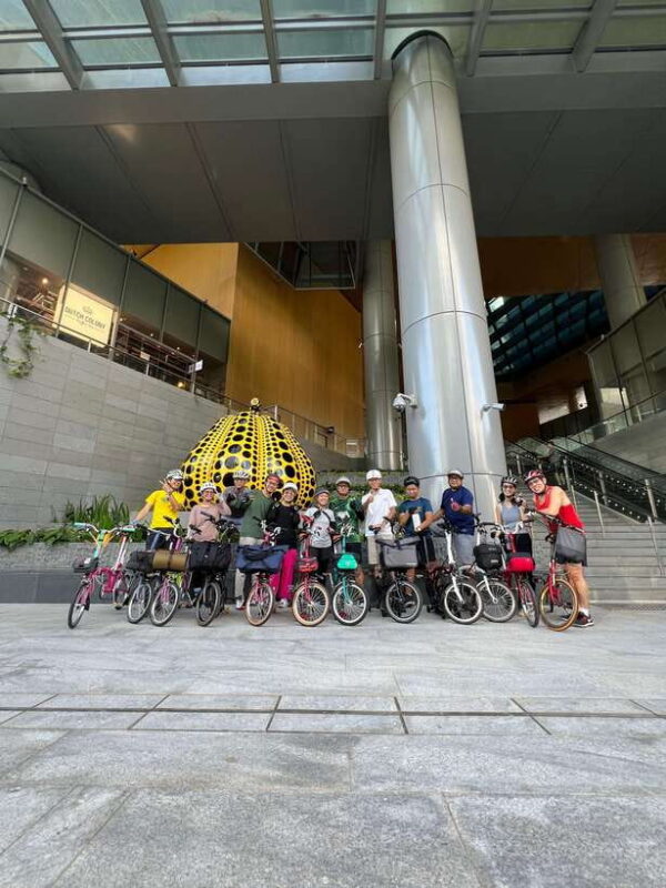 Singapore: Rail Corridor & Civic District Brompton Bike Tour - Key Points