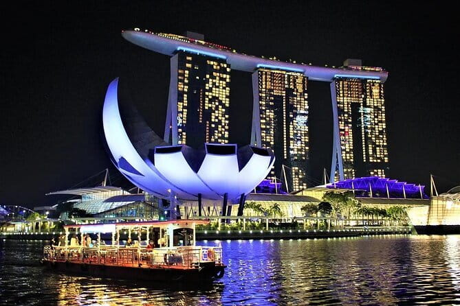 Singapore River Cruise Tour with E-Tickets - Key Points