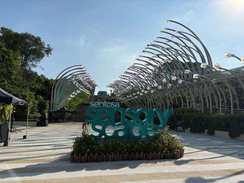 Singapore Sentosa Evening Escape - Light & Sound Experience - Practical Tips for Your Evening Escape