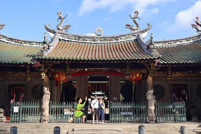 Singapore: Street Food & Marina Bay Night Walking Tour - What’s Included and What’s Not