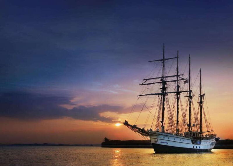 Singapore: Sunset Tall Ship Cruise with 4-Course Meal - Who Will Love This Cruise?