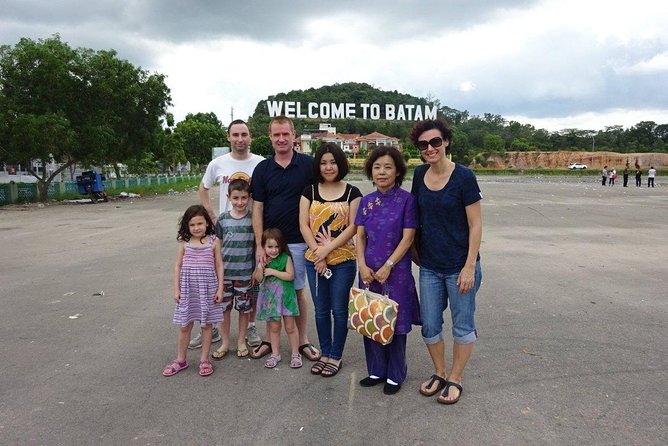 Singapore to Batam:City Tour with Ferry Tickets & Lunch - Optional Relaxation: Signature Massage