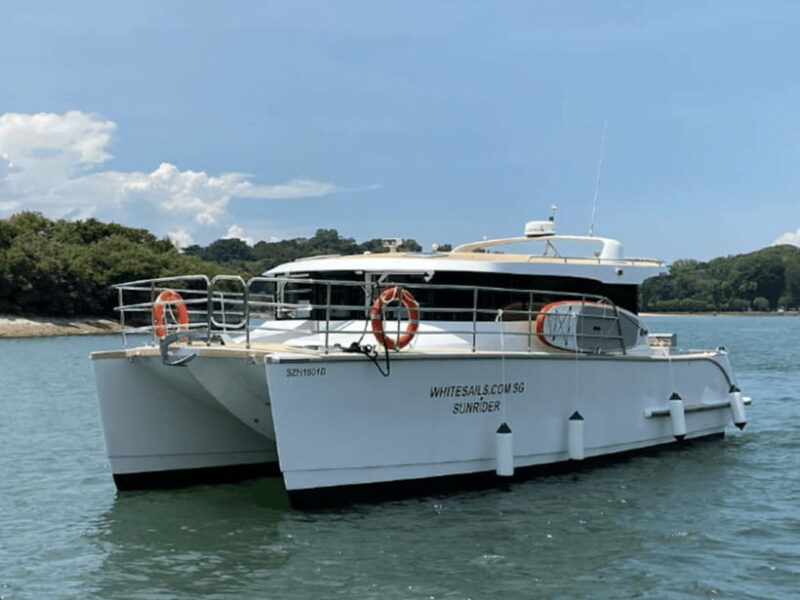 Singapore Yacht Charter onboard SunRider - Who Will Love This Experience?